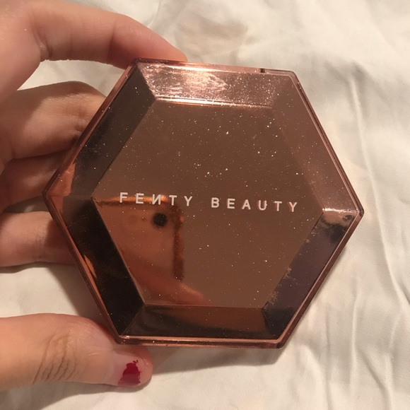Fenty Beauty | Makeup | Fenty Beauty Rose Rave Highlighter | Poshmark